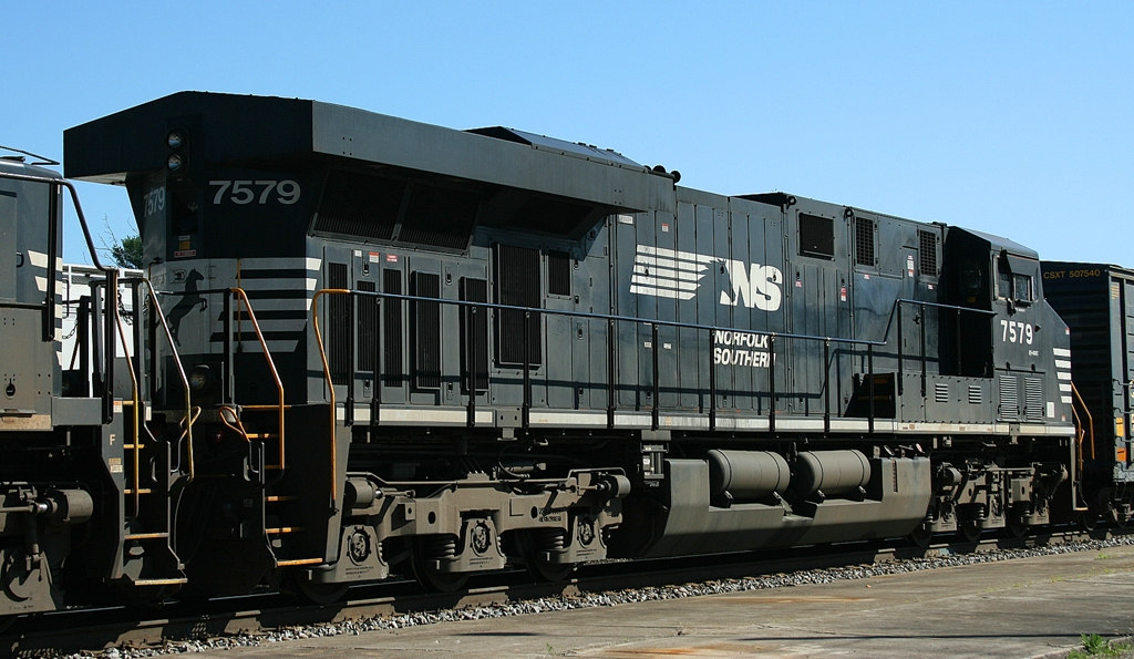 NS 7579